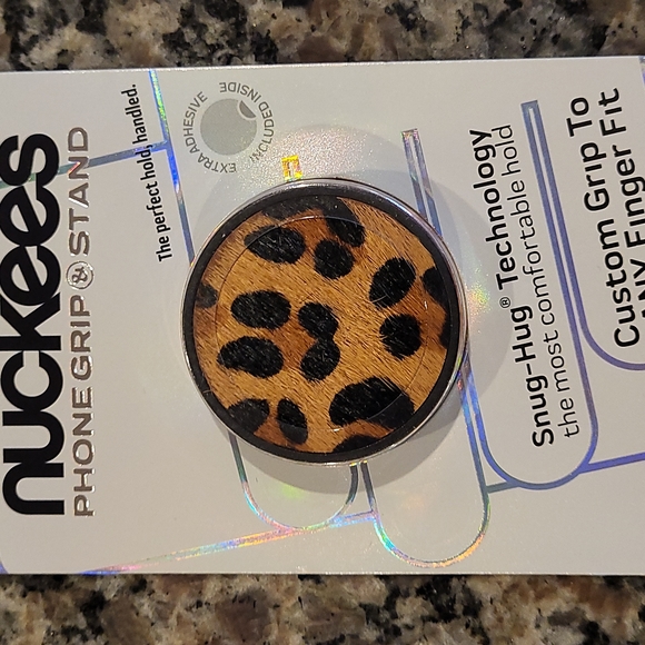 Nuckees | Cell Phones & Accessories | Nuckees Phone Grip Stand New ...